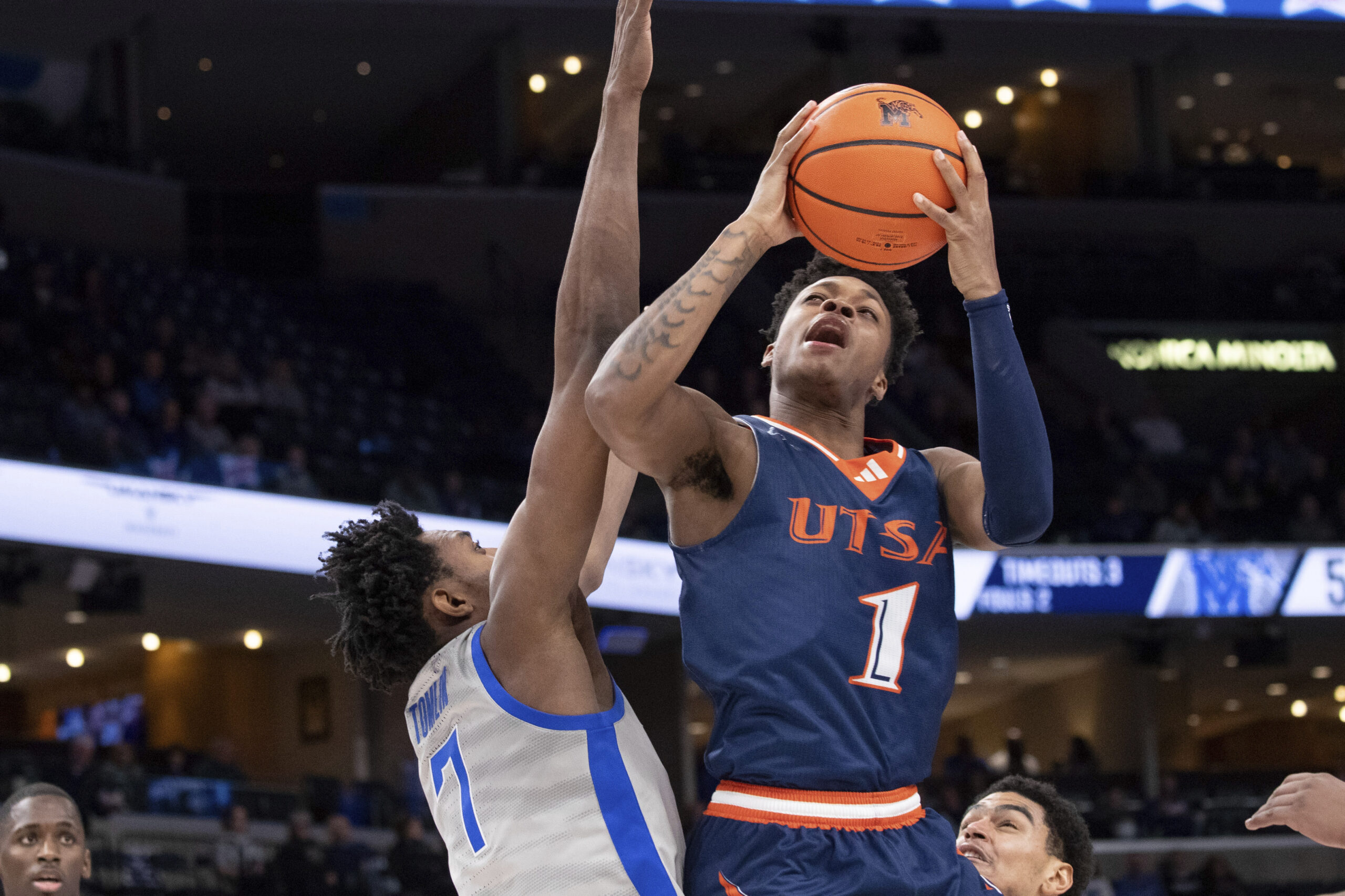 KU involved with UTSA transfer guard Ivy-Curry | News, Sports, Jobs ...